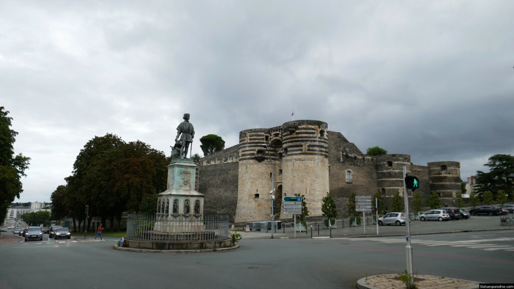 Statue of King René – Statue du Roi René – Angers Bd du Roi René ...